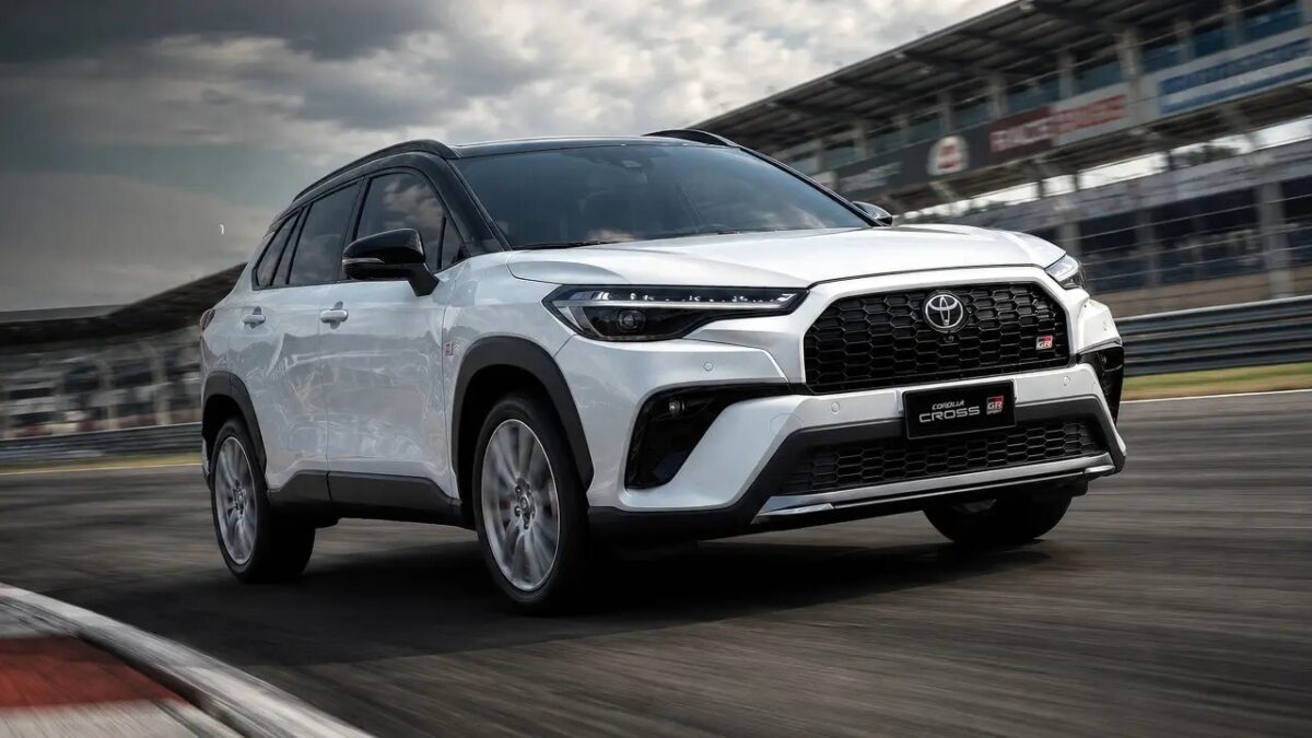 Corolla Cross 2027: preços, versões e mudanças na linha da Toyota